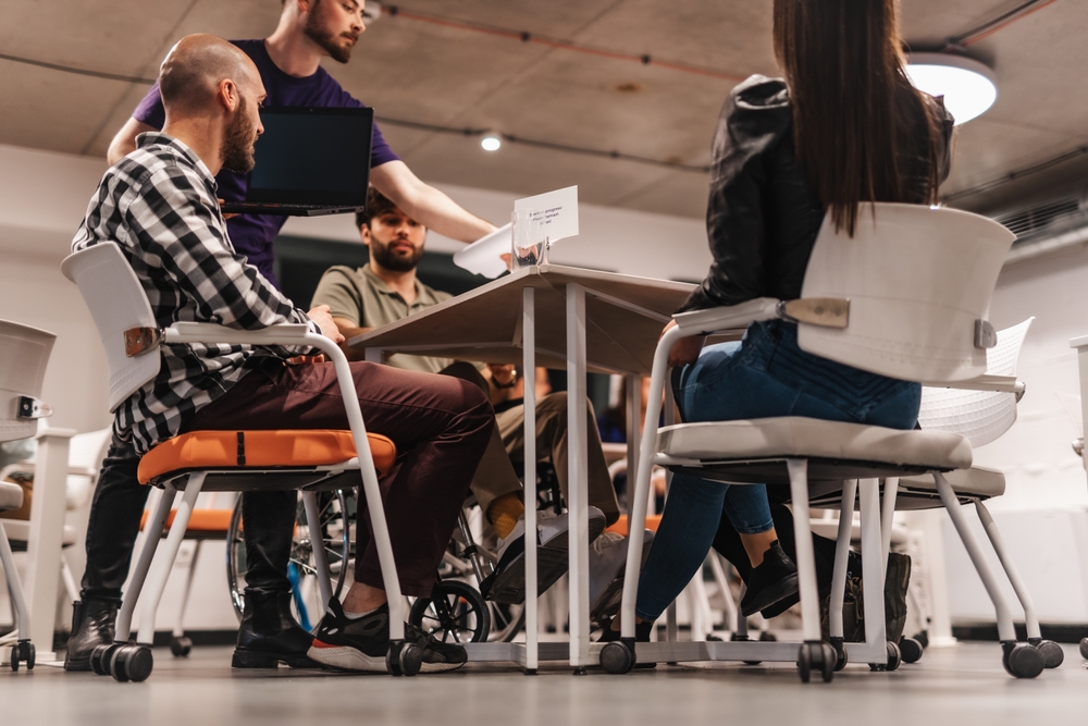Outgrowing Your HR Software? Watch out for These 5 Tell-Tale Signs ...